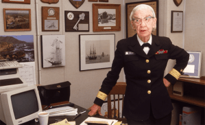 Courageous Woman #8: Grace Hopper – Courageous Women
